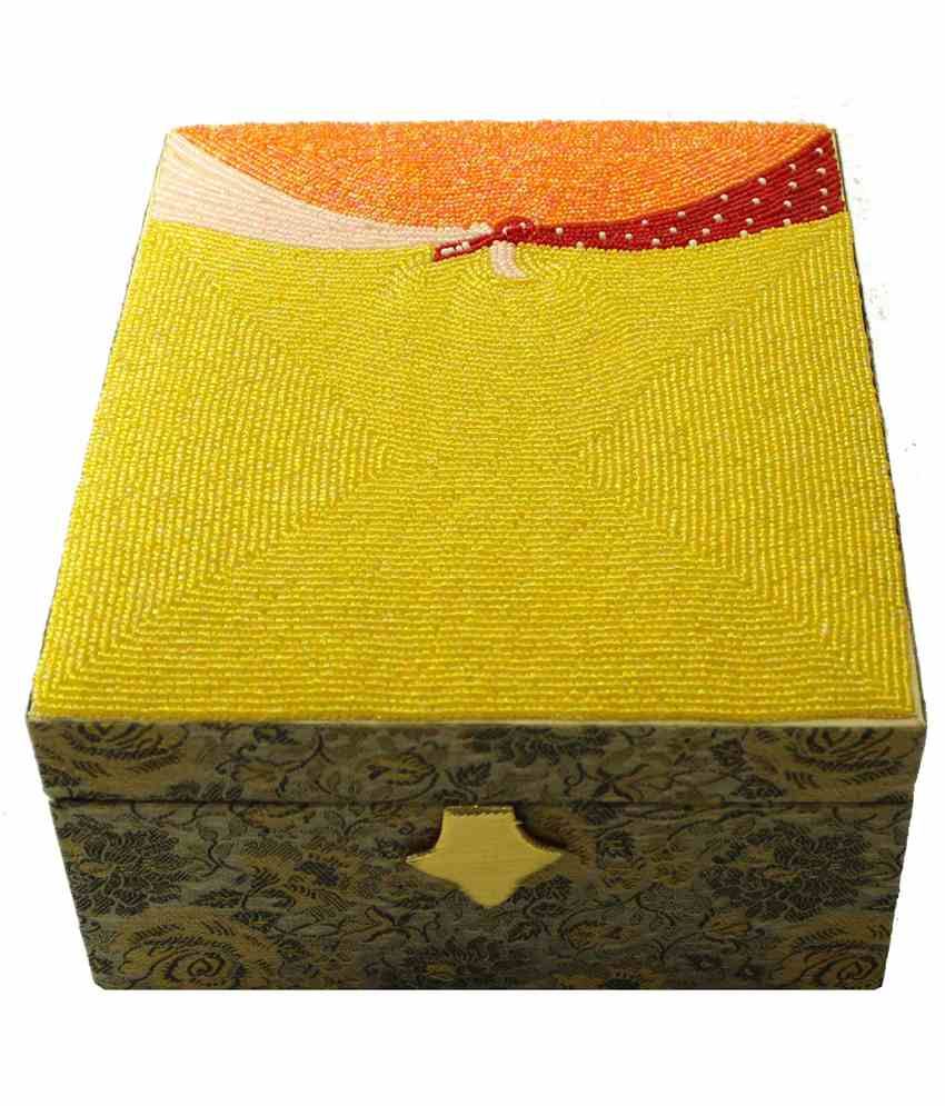 Zari Boxes Rectangle Shape Cream Jacquard Fabric Occasion And Marriage ...